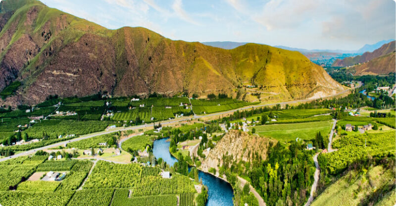 Lake Chelan - Visit Chelan County